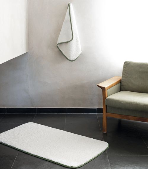 GRACCIOZA | Cotton Portobello Bath Towel | Realry