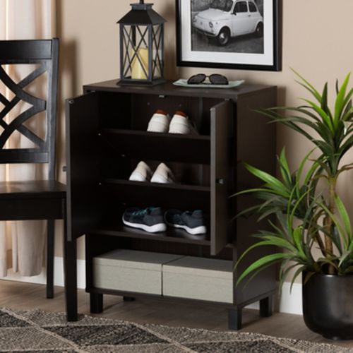 Ashley | Rossin 2-Door Shoe Cabinet, Dark Brown | Realry