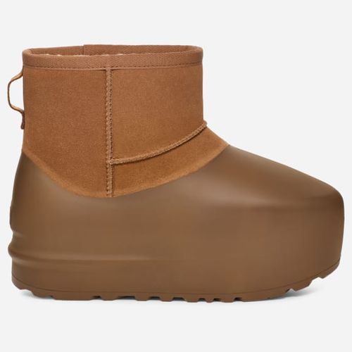 UGG | ® Classic Mini Pumped Molded Suede Classic Boots in Chestnut | Realry