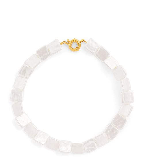 Timeless Pearly | Gold-Plated Square Pearl Necklace | Realry