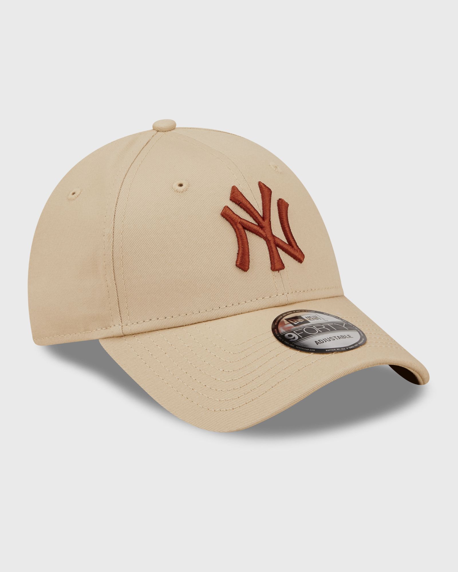 New Era | LEAGUE ESSENTIAL 9FORTY NEW YORK YANKEES Beige male Caps now ...