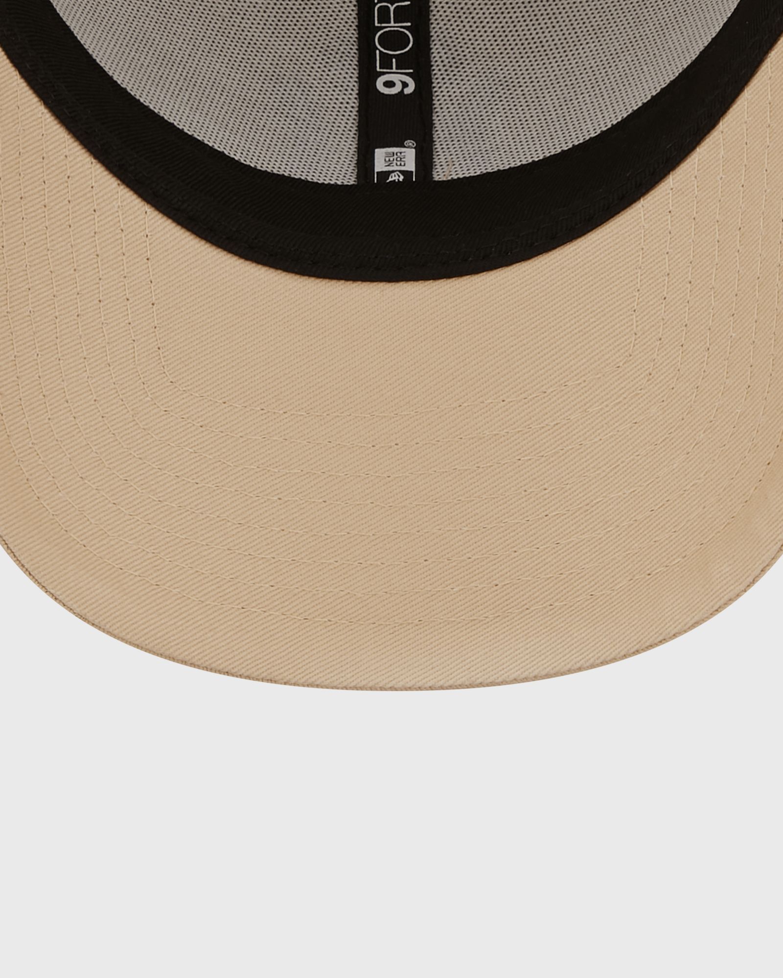 New Era | LEAGUE ESSENTIAL 9FORTY NEW YORK YANKEES Beige male Caps now ...